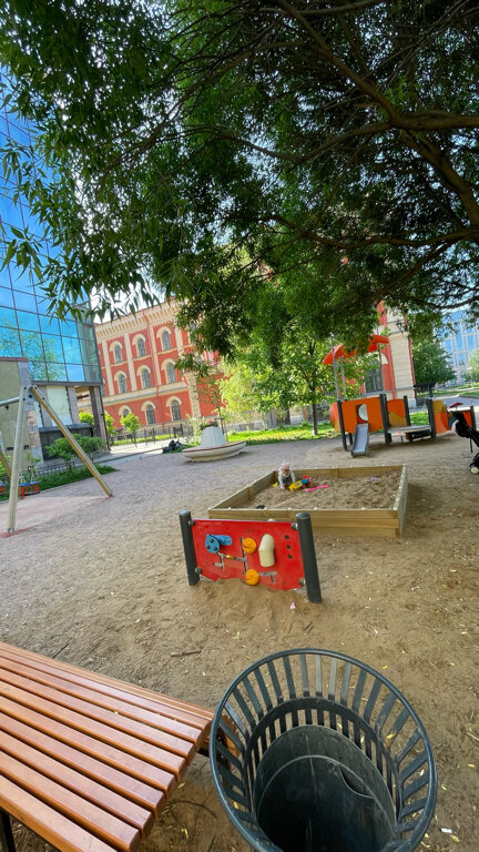 Oyun alanı Playground, Saint‑Petersburg, foto