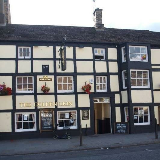 Bar Golden Lion, İngiltere, foto