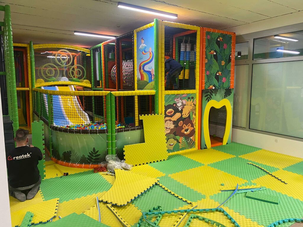Spor ve eğlence merkezi Zabavné centrum Brezovec, Dolny Kubin, foto