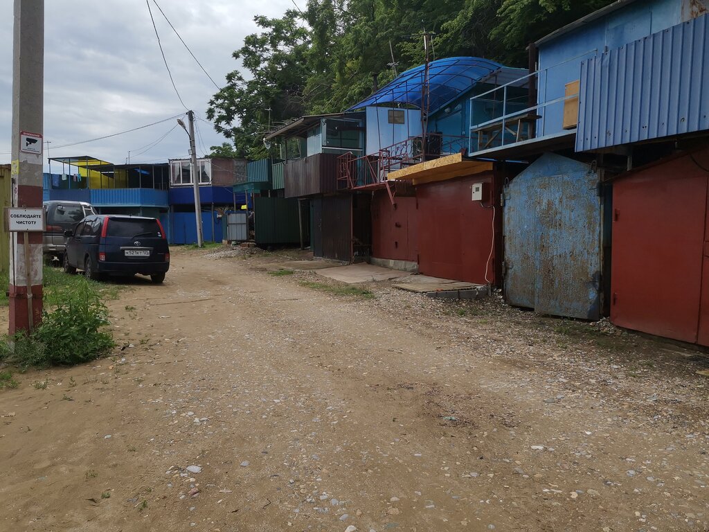 Garajlar ГК Восточный берег, Primoriye, foto