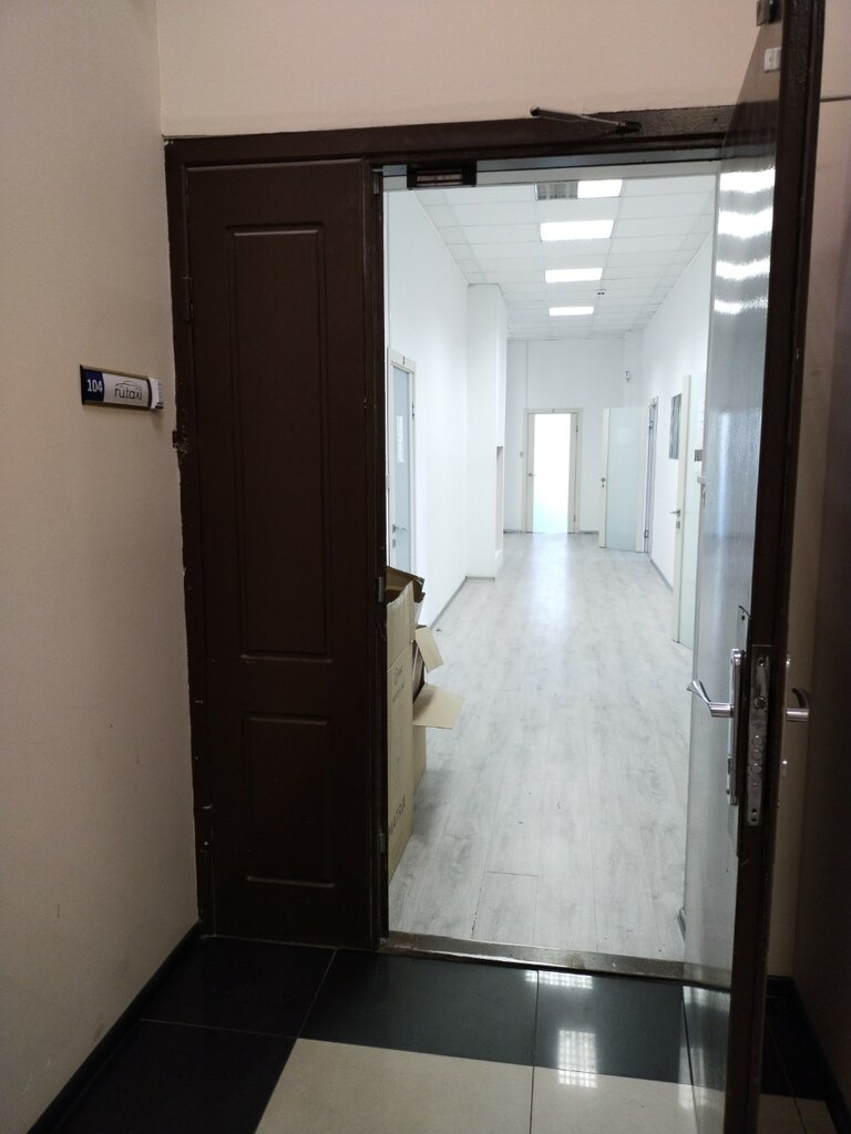 Oto kiralama Ru. taxi, Saint‑Petersburg, foto