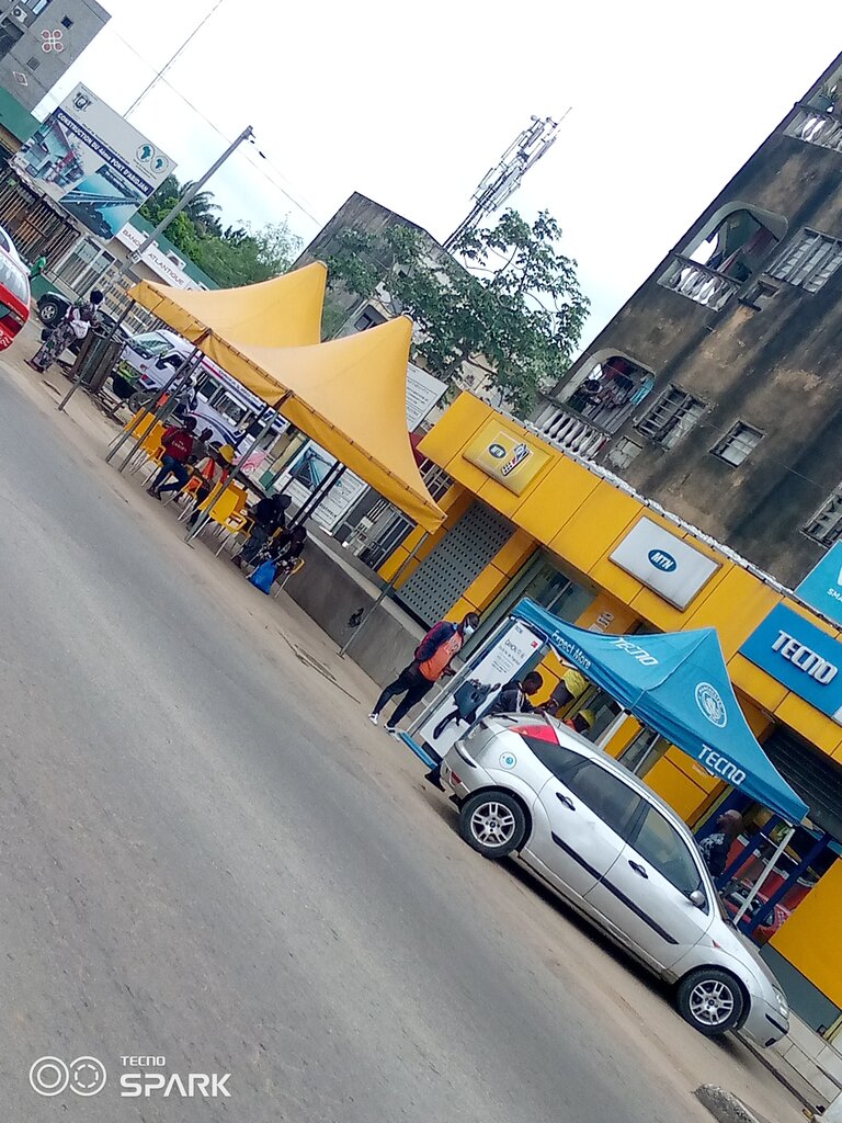 Telekomünikasyon firmaları Agence mtn toit rouge, Abican, foto