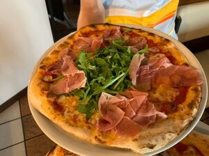 Quisipizza And Burger (Emilia-Romagna, Rimini, Bellaria-Igea Marina, Piazza Giacomo Matteotti, 10), pizzacılar  Bellaria – Igea Marina'dan