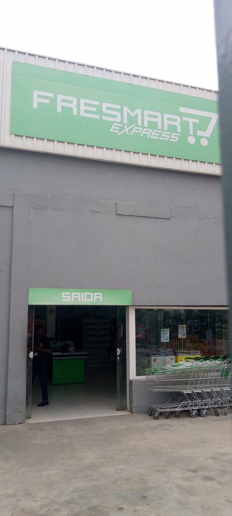 Süpermarket Fresmart Express Camama, Loanda, foto