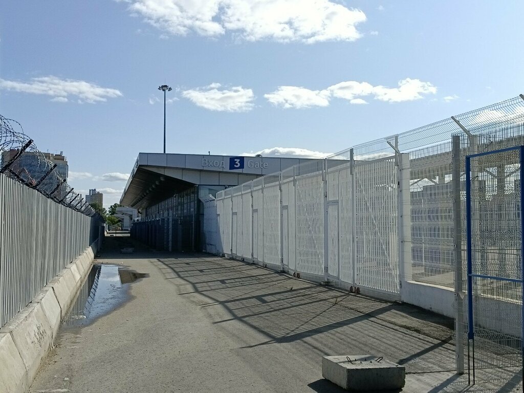 Geçiş noktaları, güvenlik kontrol alanı Gate 3, Nijni Novgorod, foto