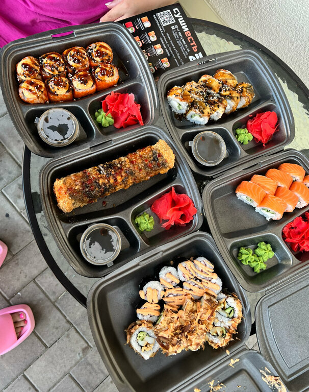 Hazır yemek teslim servisleri SushiEst, Krasnodarski krayı, foto