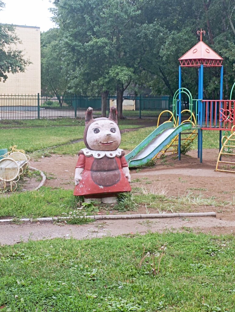Park, sokak heykeli Лунтик, Naberejniye Çelny (Yar Çallı), foto