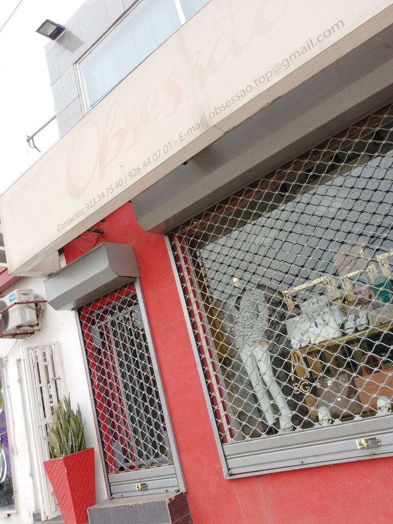 Giyim mağazası Boutique Obsessão, Loanda, foto