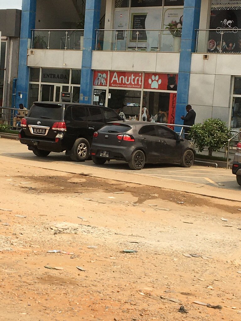 Petshop Anutri Petshop, Loanda, foto