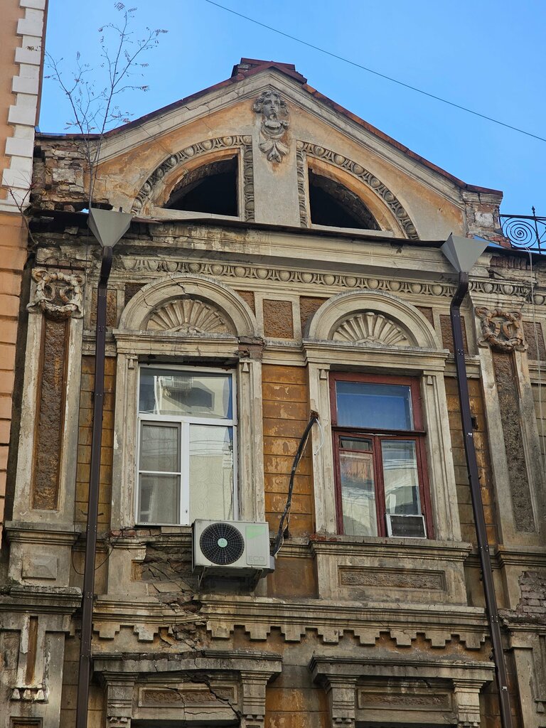 Turistik yerler Доходный дом Михаила, Тихона и Николая Лесниченко, Rostov‑na‑Donu, foto