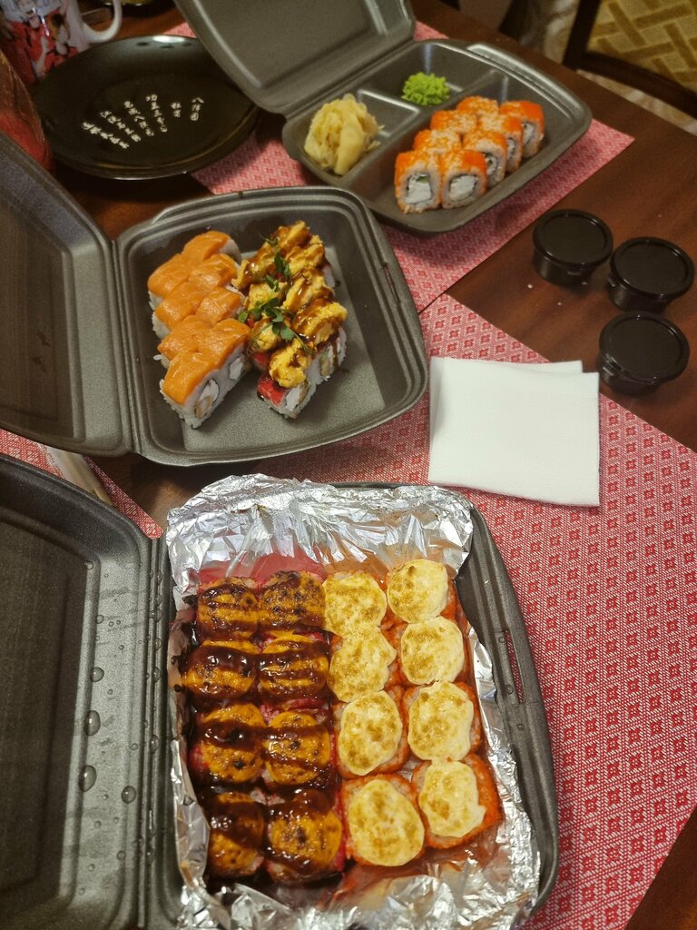 Hazır yemek teslim servisleri Risroll, Tolyatti (Togliatti), foto