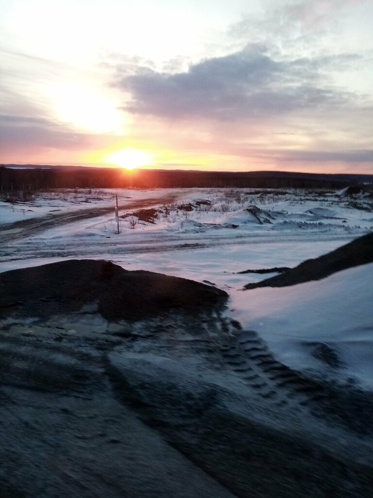 Madencilik işletmeleri Revda Gabbro, Sverdlovskaya oblastı, foto