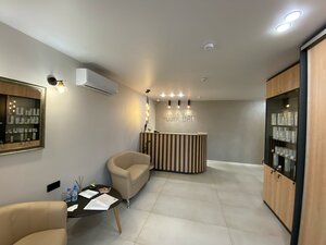 New Step (Sovetskaya Street No:58, Yekaterinburg), manikür-pedikür  Yekaterinburg'dan