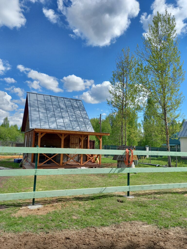 At ve binicilik kulüpleri Striking Sparks, Vladimirskaya oblastı, foto