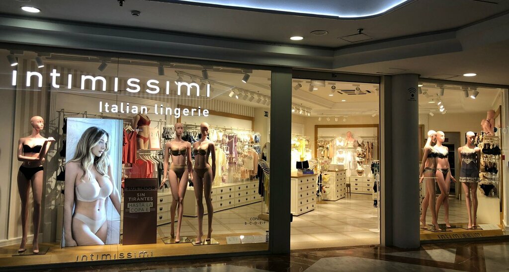 Giyim mağazası Intimissimi, Endülüs, foto
