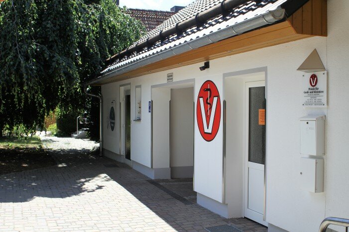 Veteriner klinikleri Tierarztpraxis Niesky - Dr. med. vet. Antje Klemt & ihr Team, Saksonya, foto