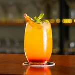 Bebidas & Licores (Bogotá, Suba, Aures, Calle 130C Bis A, 99-35), alkollü içecekler