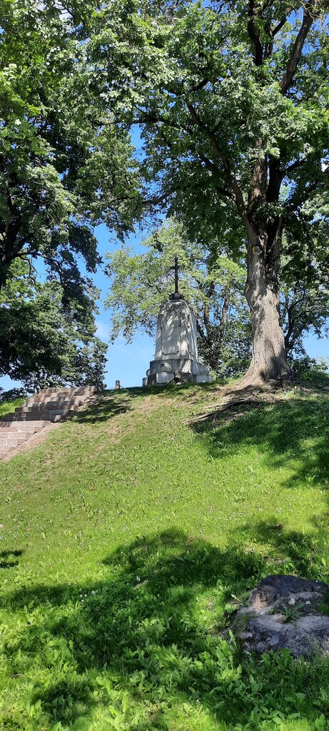 Anıt, heykel 300 лет обороны Пскова 1581 г., Pskov, foto