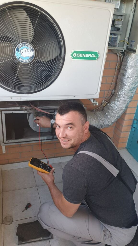 Klima kurulumu Air conditioning installation, Moskova, foto