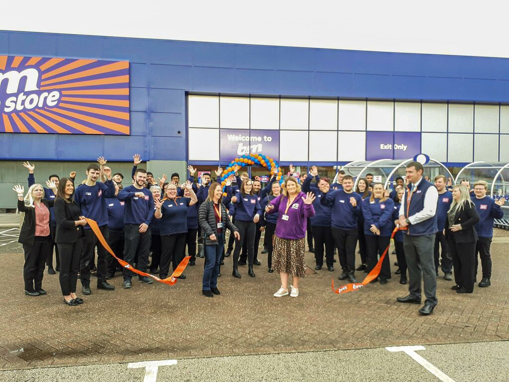 i̇ndirim ve fırsat sistemleri B&m Home Store with Garden Centre, İngiltere, foto