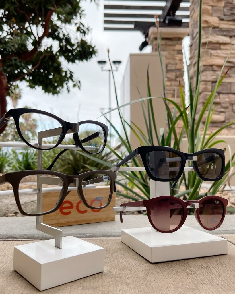 Optik Aaron Sako -La Paz Optometric Center, Kaliforniya Eyaleti, foto