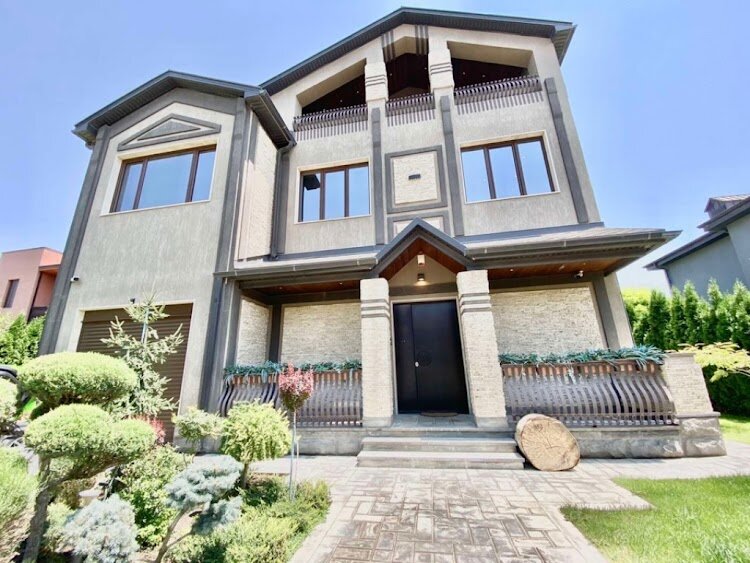 Emlak ofisi Smart Realty, Erivan, foto