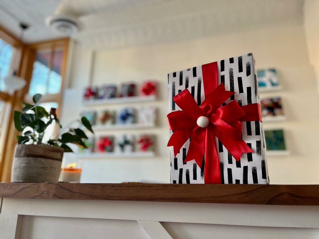 Hediyelik eşya mağazaları Gift Six The Wrappery, Minneapolis, foto