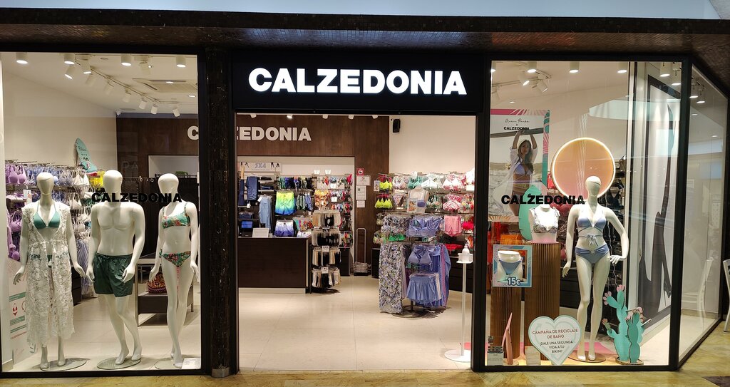 Giyim mağazası Calzedonia, Malaga, foto