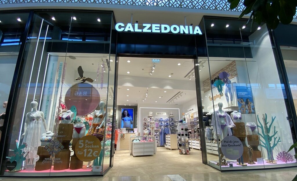 Giyim mağazası Calzedonia, Aşağı Avusturya, foto