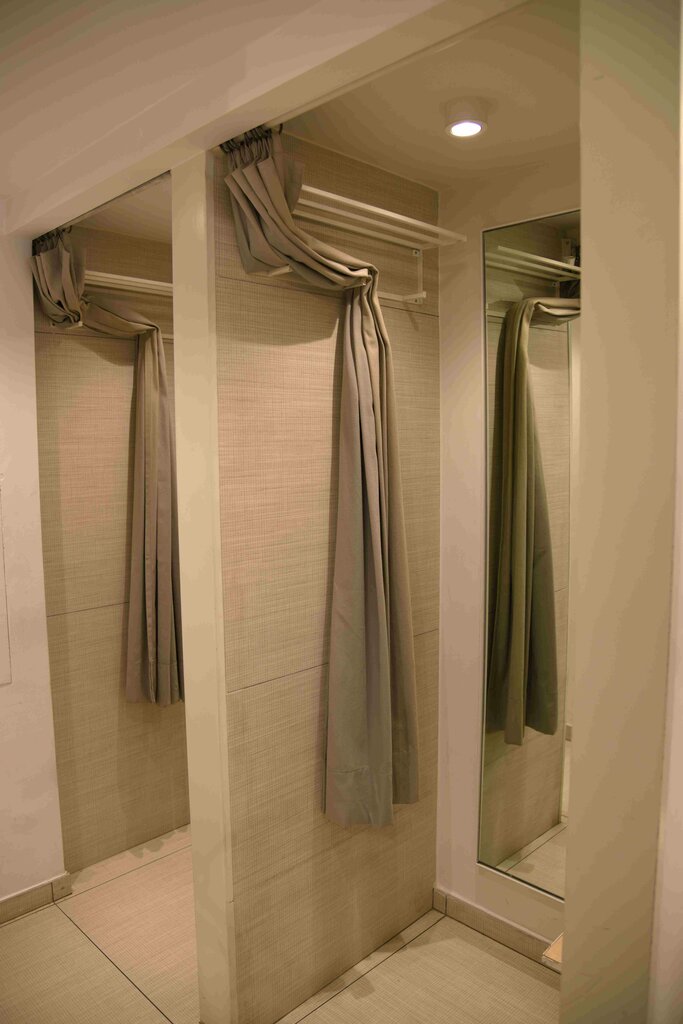 Giyim mağazası Calzedonia, Limassol, foto