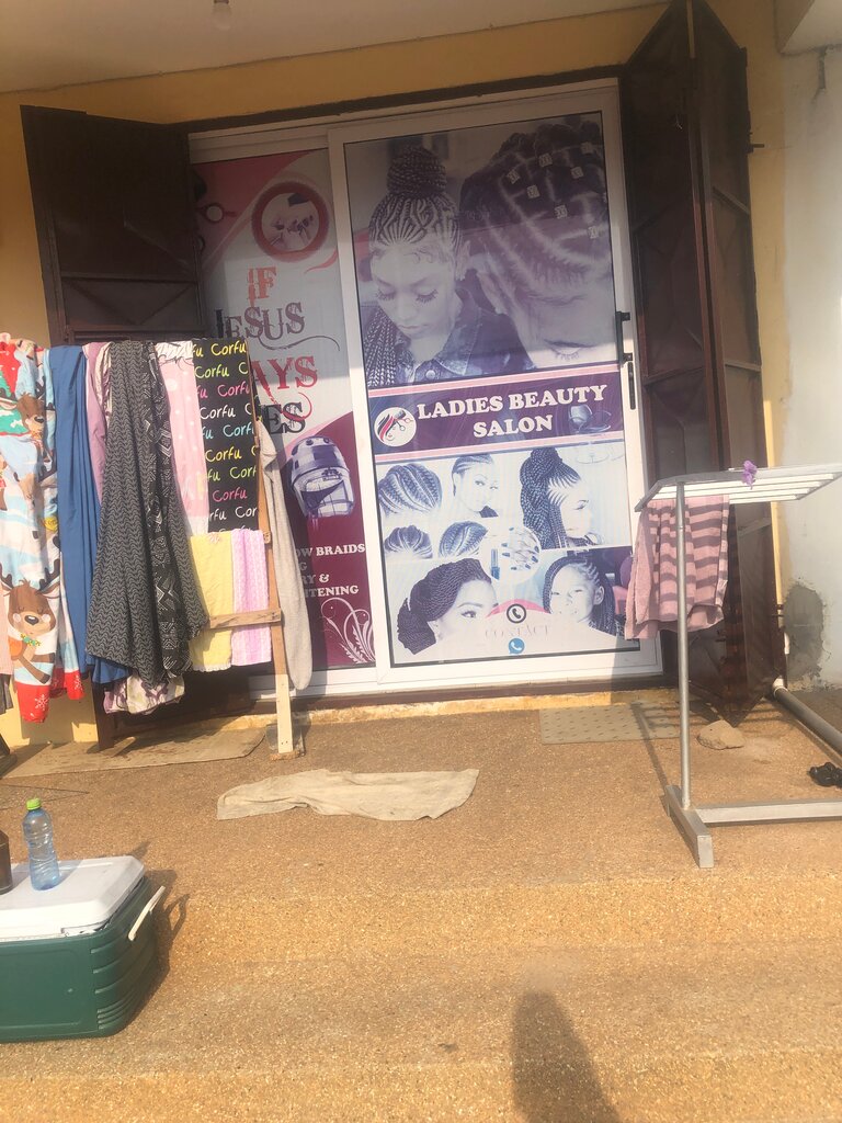 Kuaförler Ladies beauty salon, Dünya, foto