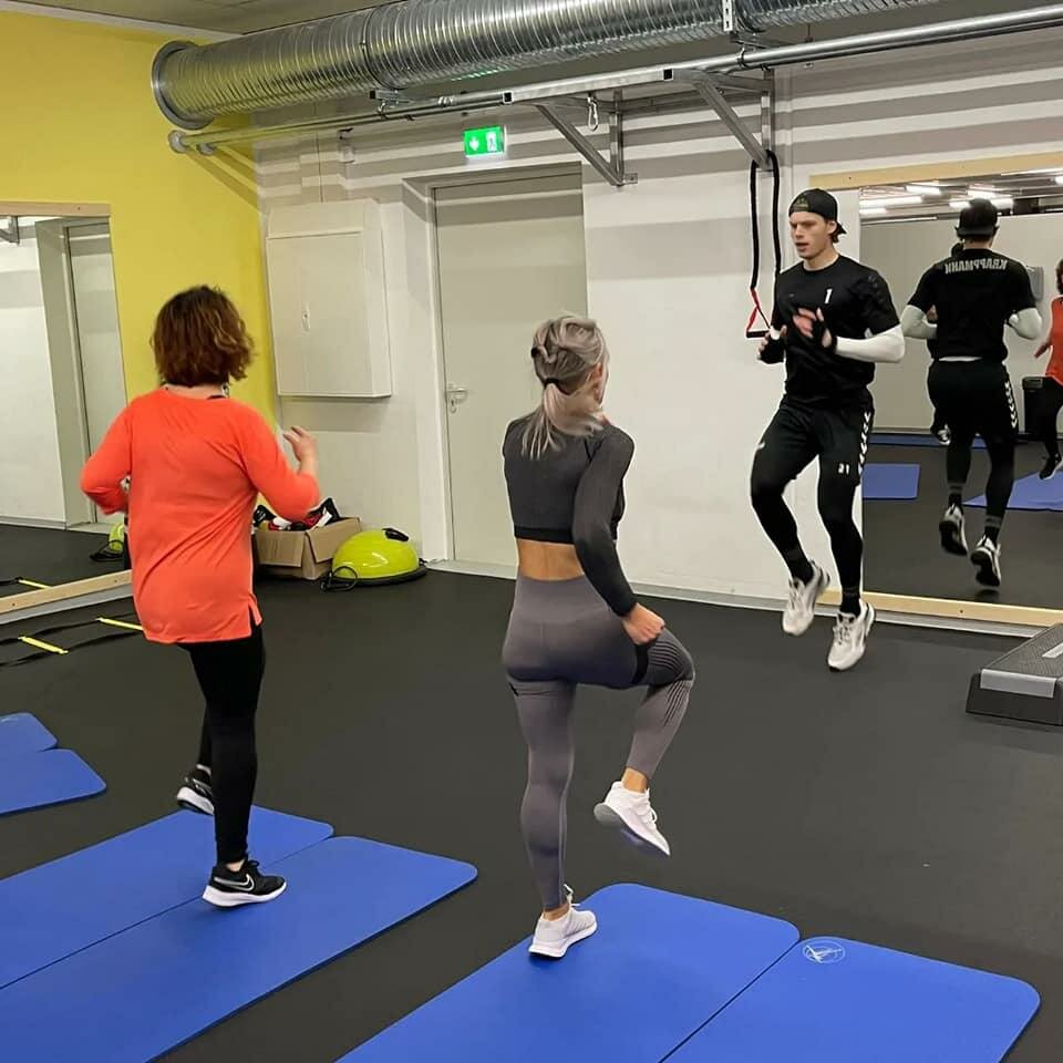 Fitness kulüpleri Fitnessstudio Weismain Goals-Gym, Bavyera, foto