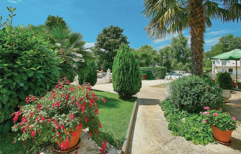 Otel Beautiful Home in Porec With Wifi and 1 Bedrooms, Dünya, foto