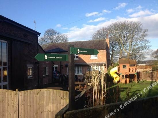 Otel The Farm Burscough, İngiltere, foto