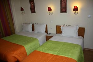 Pensao Estacao Central (Calçada do Carmo No:17), otel  Lizbon'dan