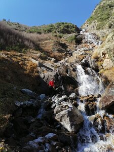 Waterfall (Karachaevskiy District, Gosudarstvenny prirodny zakaznik Dautskiy), şelale  Karaçay‑Çerkez Cumhuriyeti'nden