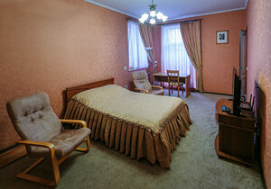 Lipovskaya (Lipovskaya Street No:6), otel  Lipetsk'ten
