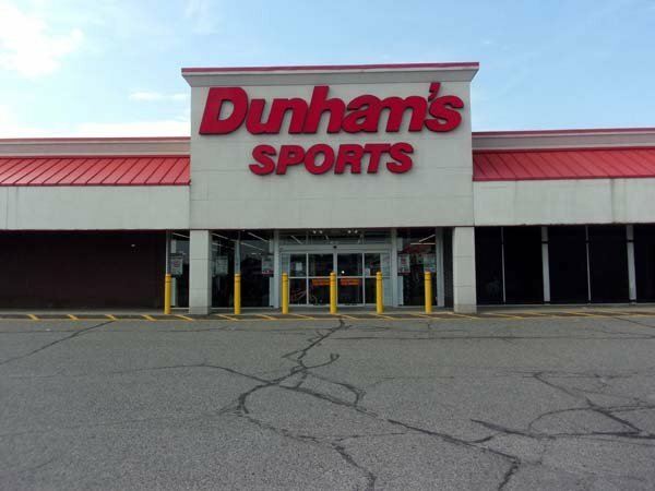 Spor giyim ve ayakkabı Dunham's Sports, İndiana Eyaleti, foto