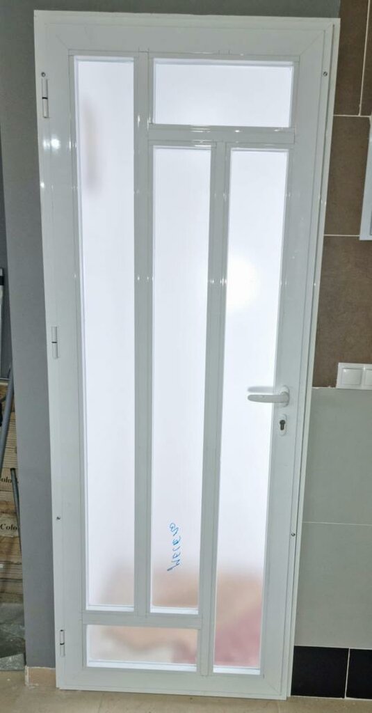 Kerestecilik Aluminio Y Cristalería Melero, Endülüs, foto