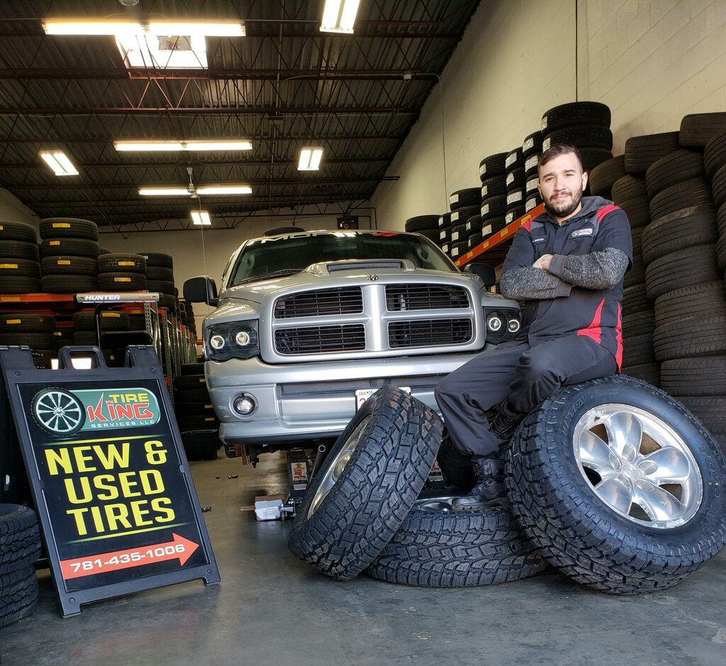 Jant ve lastikçiler Tire King Services LLC, Massachusetts, foto