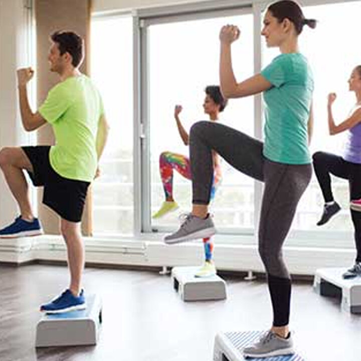 Fitness kulüpleri Croown. fit, , foto
