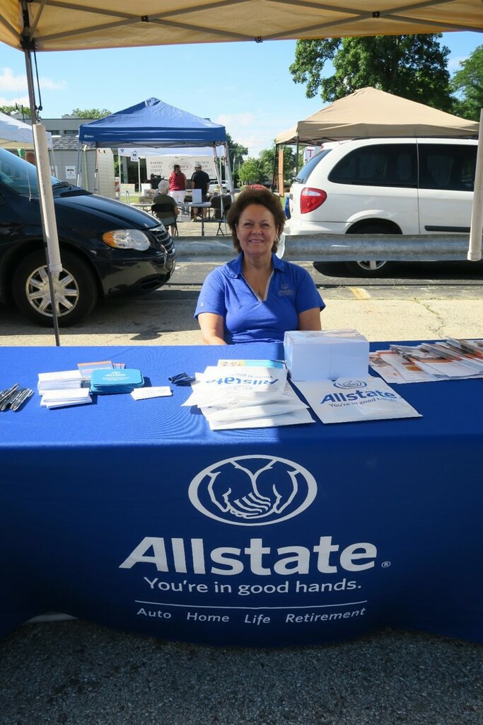 Sigorta şirketleri Cecelia Maiogan: Allstate Insurance, İllinois, foto