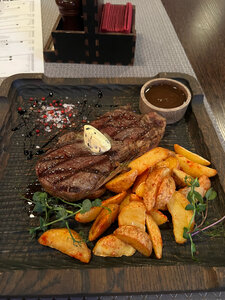 Food&Bar 114 (Kirova Street No:114с1, Abakan), restoran  Abakan'dan