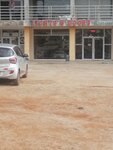 Light And Doors (Dr Osei Tuffour Bypass No:24), lamba ve avize mağazaları  Kumasi'den