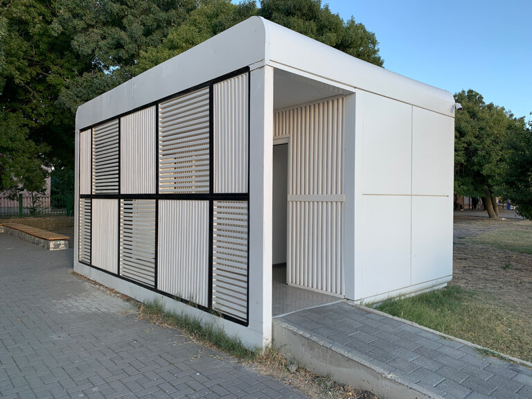 Tuvalet Public bathroom, Anapa, foto