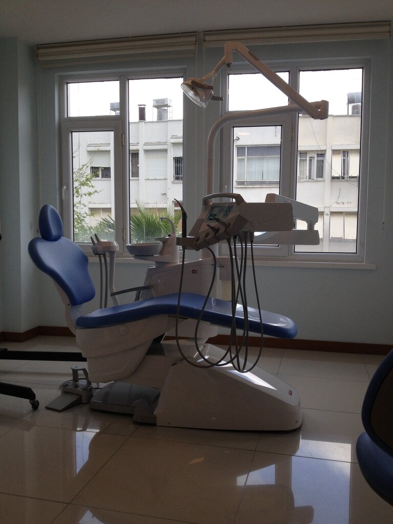 Özel ağız ve diş sağlığı klinikleri ve muayenehaneleri Diş Hekimi Çağdaş Emre Göksoy, Kemer, foto