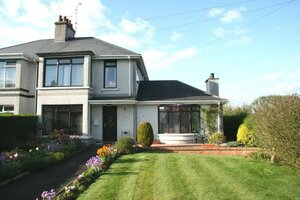 Ken Mar House (Northern Ireland, County Antrim, Ballymoney, Ballymoney), otel