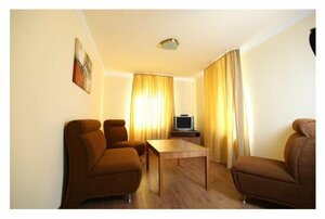 Park Resort Aghveran (Antarain Street No:11, Arzakan village), otel  Kotayk'tan