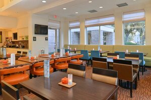Otel Hilton, Addison, foto