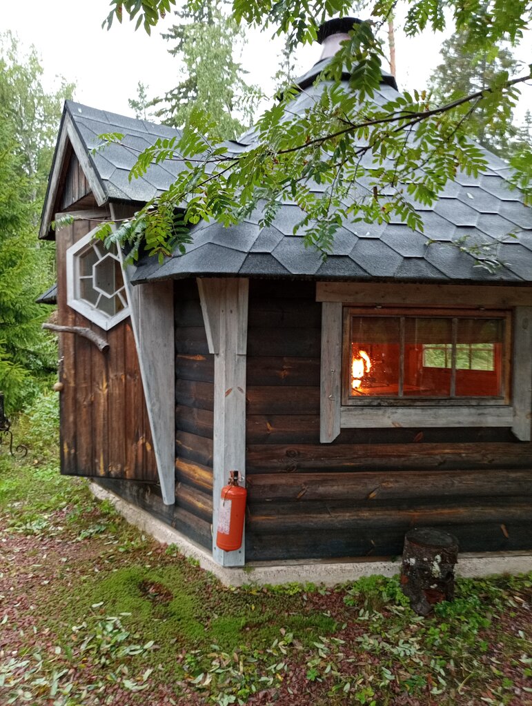 Su satışı Вепсский хутор, Karelya, foto